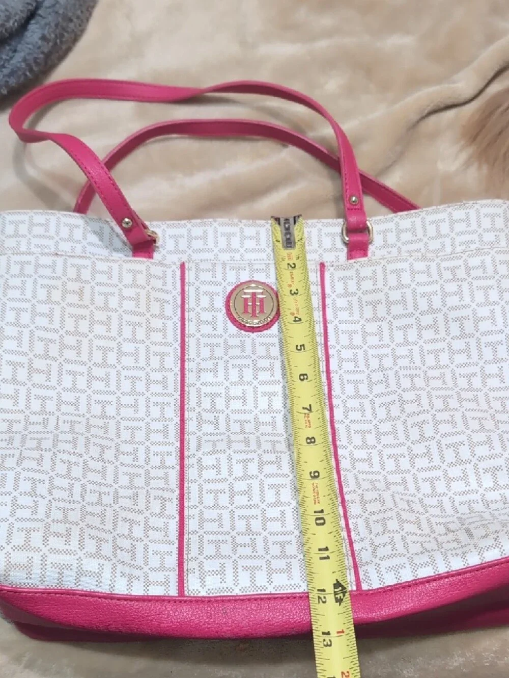 Tommy Hilfiger | Bags | Tommy Hilfiger White Logo Tote With Pink Trim ...